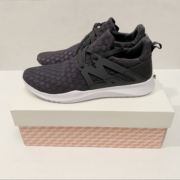 Fabletics | Shoes | Fabletics Quilted Indio Sneaker | Poshmark